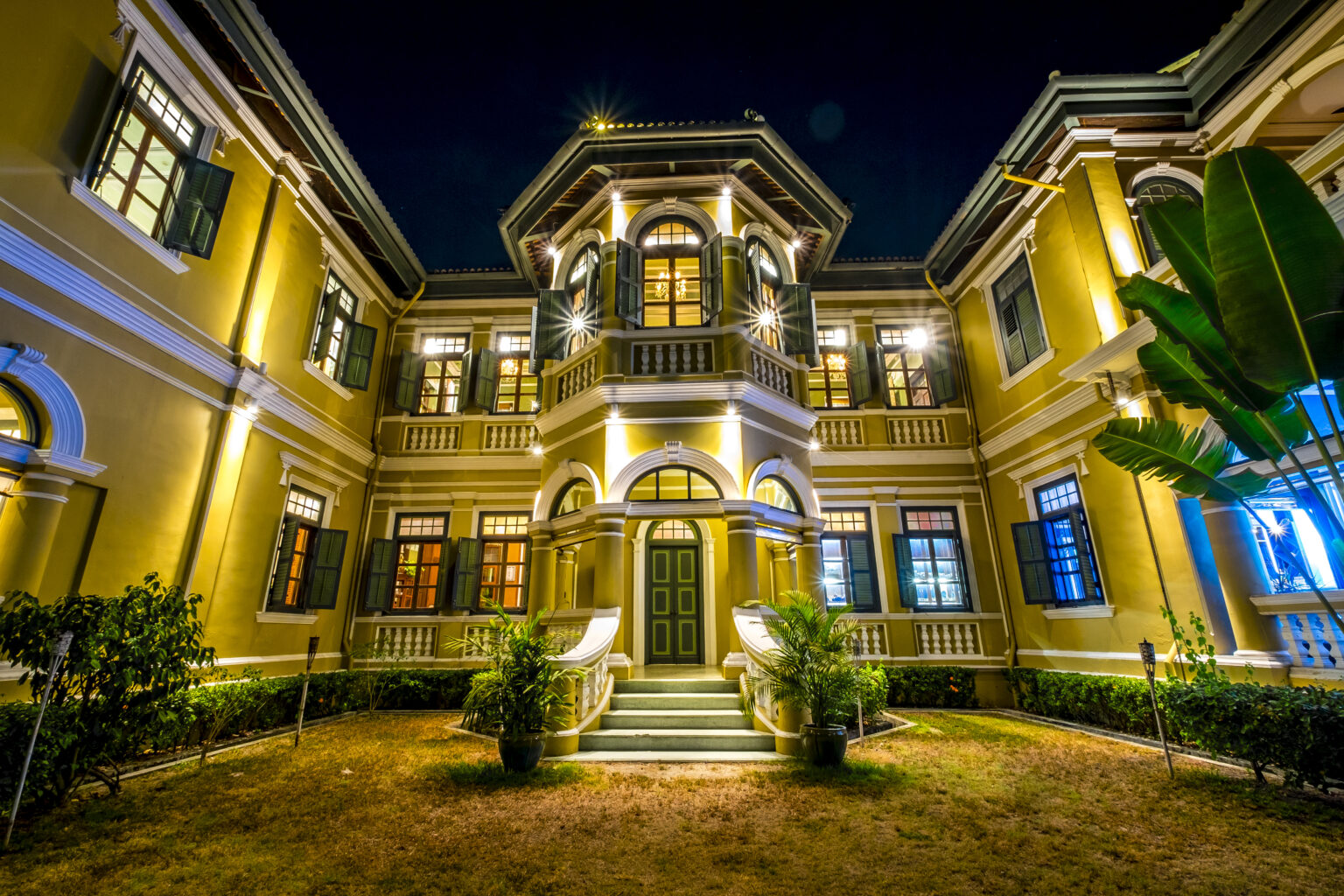 9 Fancy House Design Ideas That Define Modern Luxury Living